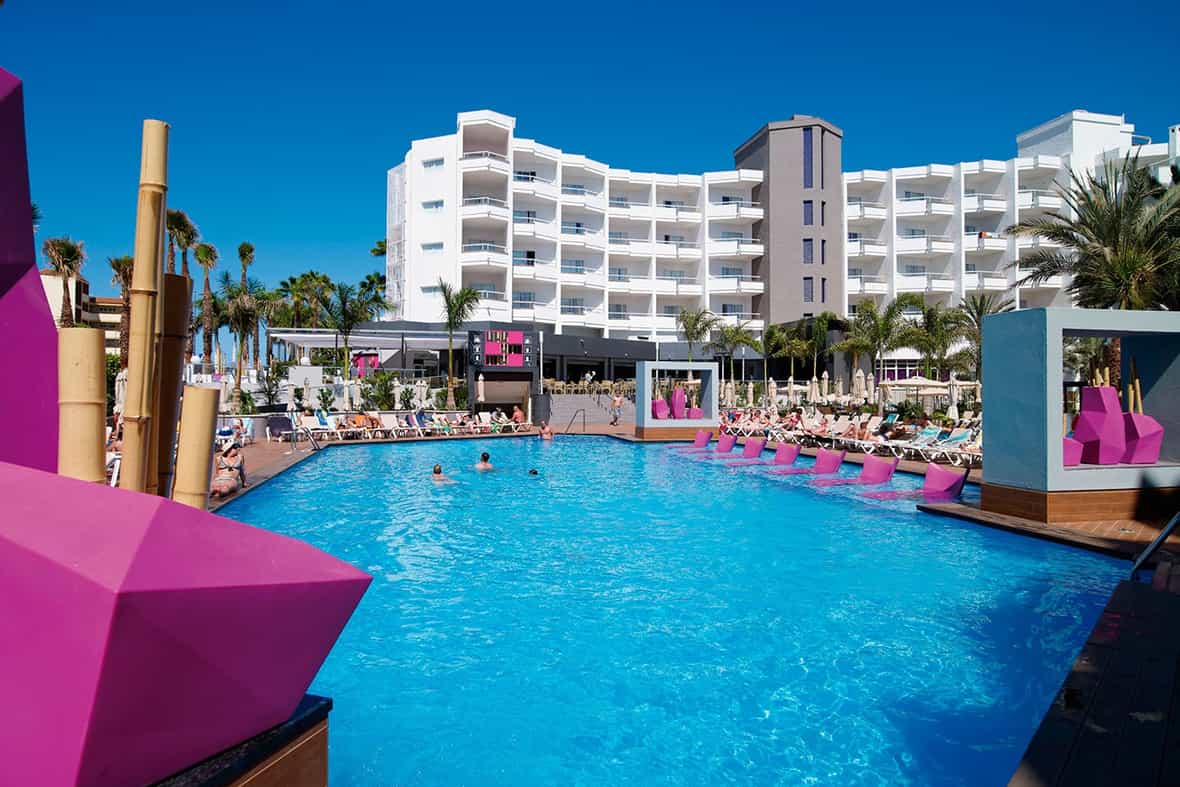 Adult Only Holidays 2024 | £30pp Deposits | ATOL Protected