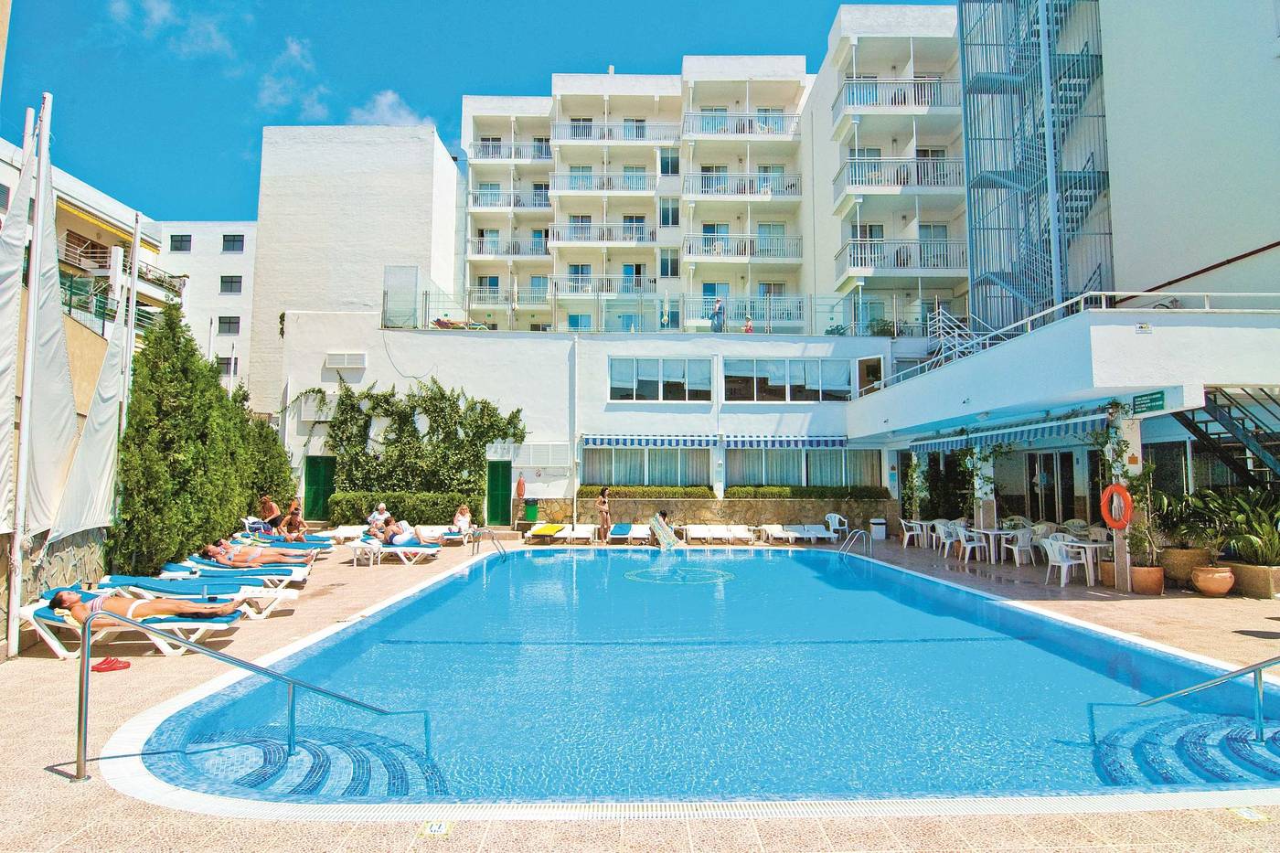 Club Mac Alcudia - Alcudia, Majorca - On The Beach