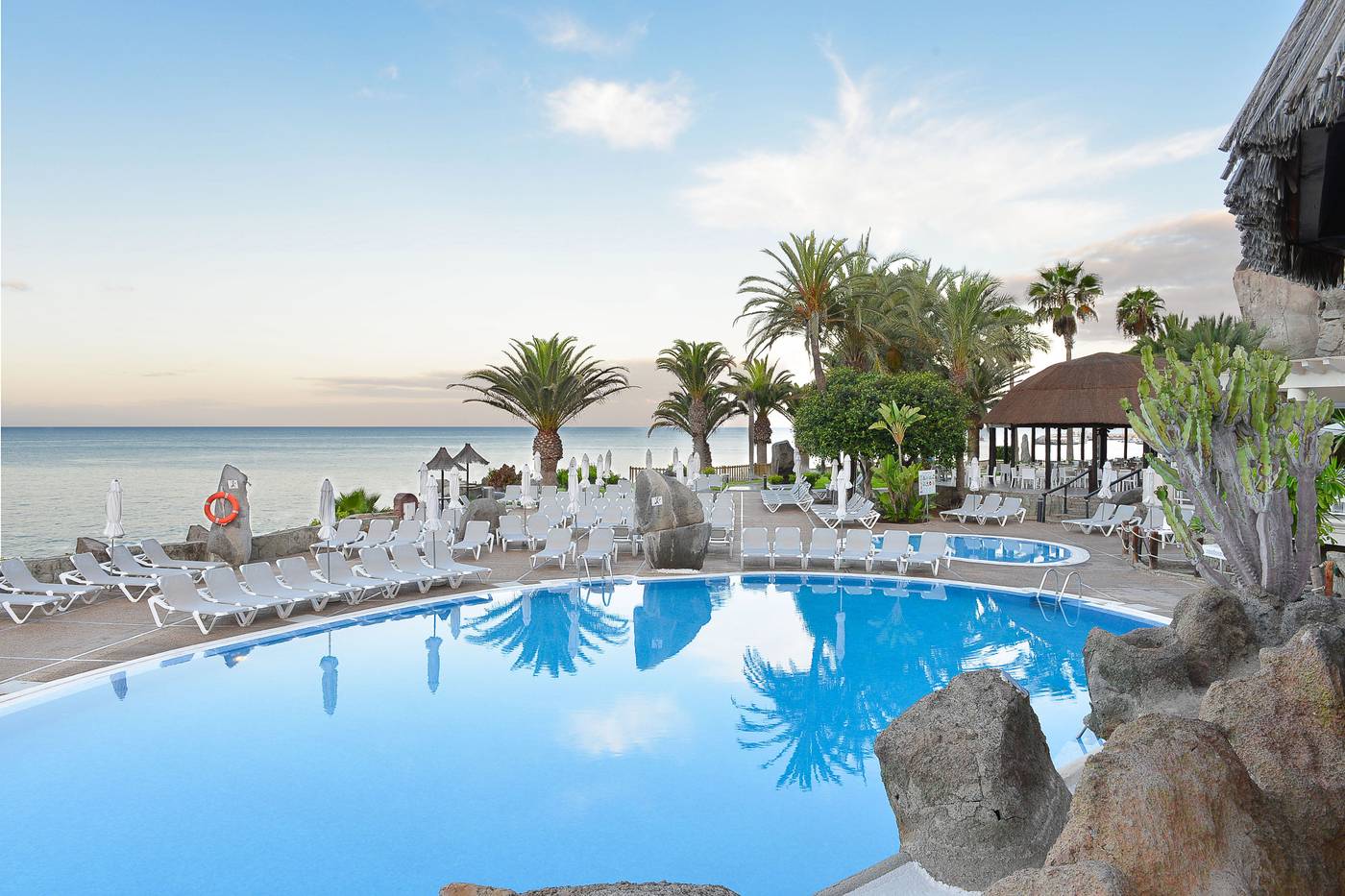 LIVVO Lago Taurito & Waterpark - Playa Taurito, Gran Canaria - On The Beach