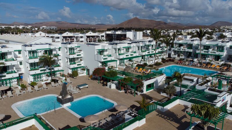 Nazaret Apartments - Costa Teguise, Lanzarote - On The Beach