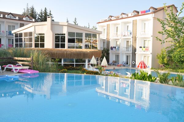 Sahra Su Holiday Village & Spa - Ovacik, Dalaman - On The Beach