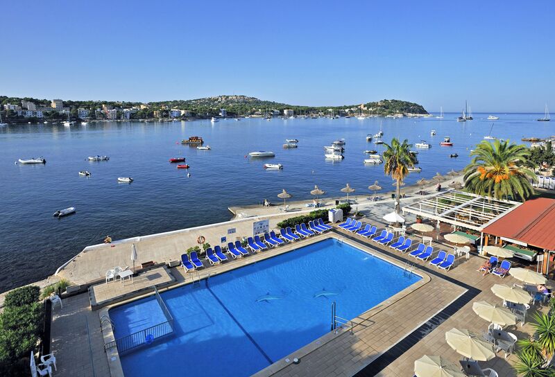 Globales Verdemar Apartments - Santa Ponsa, Majorca - On The Beach
