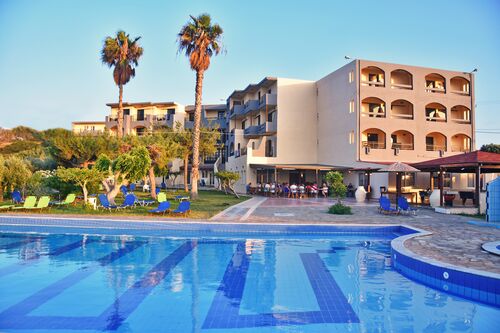 Mitsis Royal Mare Thalasso Resort - Anissaras, Crete - On The Beach