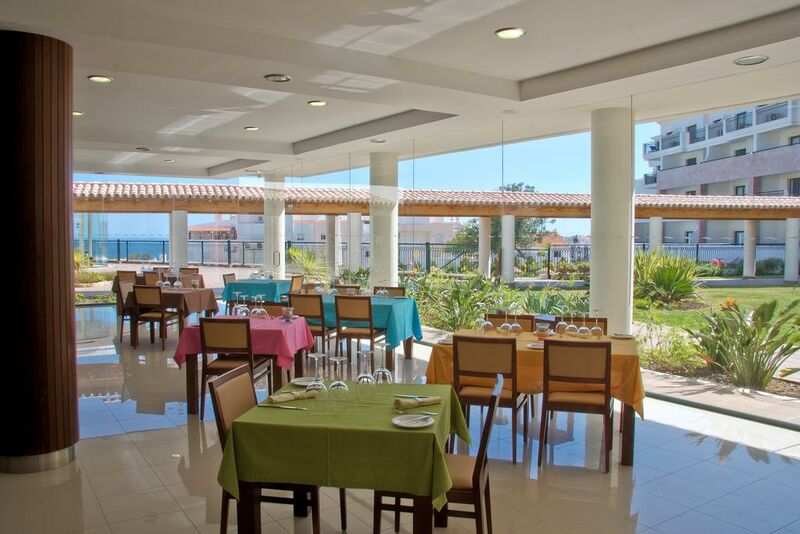 Cerro Mar Atlantico - Albufeira, Algarve - On The Beach