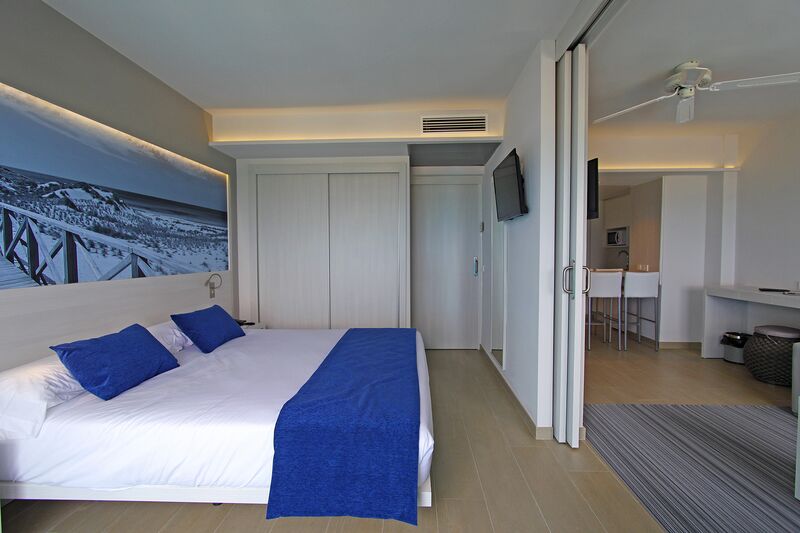 BG Tonga Tower Design Hotel & Suites - Can Picafort, Majorca - On The Beach