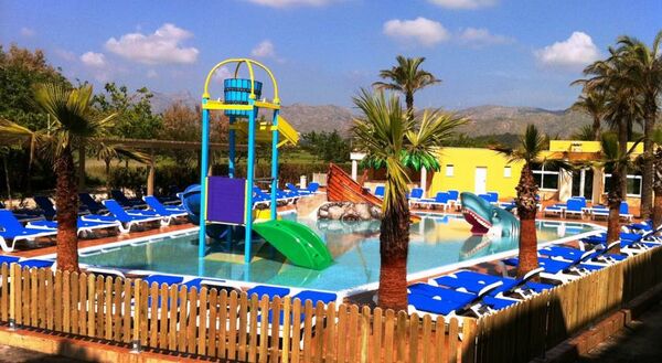 Club del Sol Aparthotel - Puerto Pollensa, Majorca - On The Beach