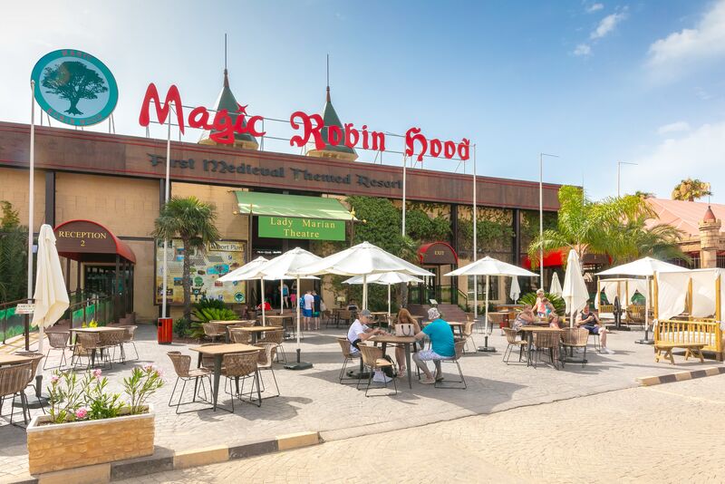 Magic Robin Hood - Albir, Costa Blanca - On The Beach