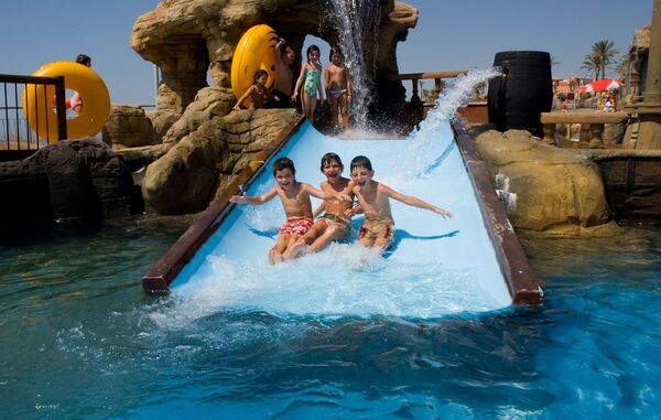 Holiday World Polynesia - Benalmadena, Costa del Sol - On The Beach