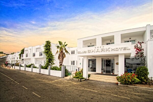 Shark Club Hotel - Gumbet, Bodrum - On The Beach