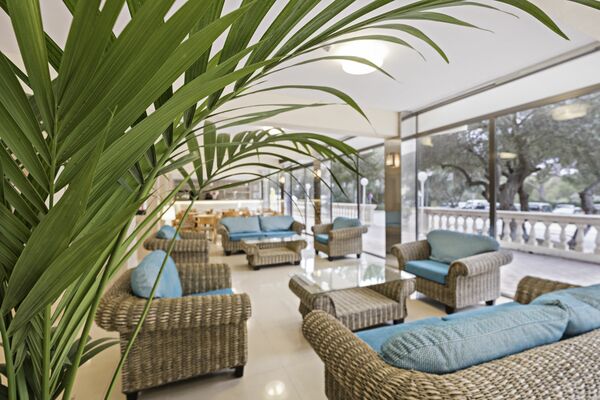 Azuline Hotel Bahamas & Bahamas II - El Arenal, Majorca - On The Beach