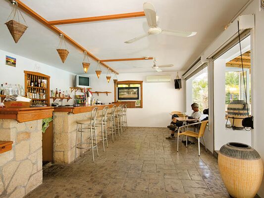 Coliseum Apartments - Pefkos, Rhodes - On The Beach