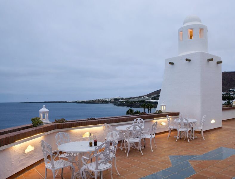 H10 Timanfaya Palace - Adults Only - Playa Blanca, Lanzarote - On The Beach
