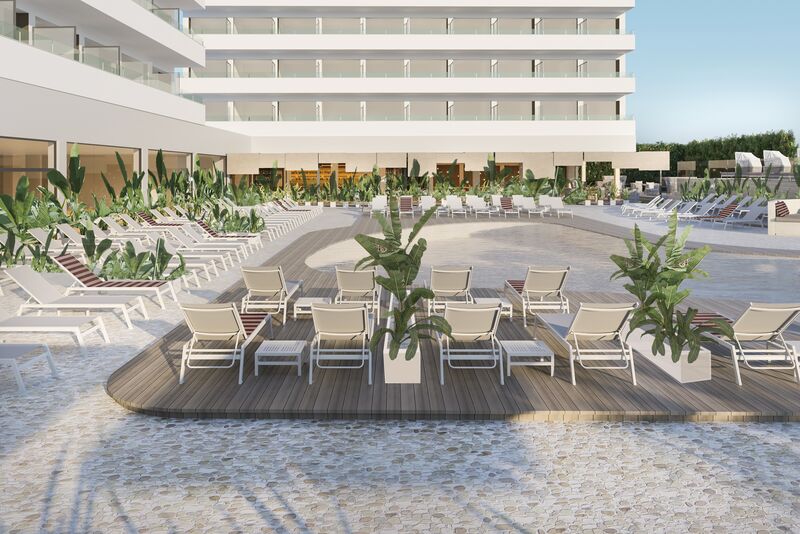 Fergus Style Tobago - Palma Nova, Majorca - On The Beach