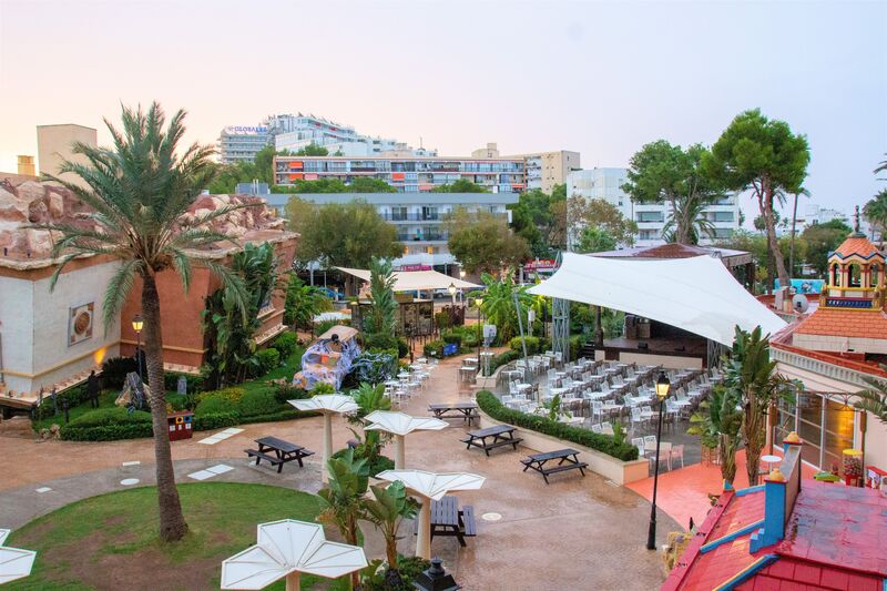 Sol Katmandu Park & Resort - Magaluf, Majorca - On The Beach