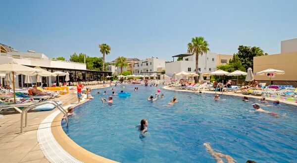 Matina Pefkos Aparthotel - Pefkos, Rhodes - On The Beach