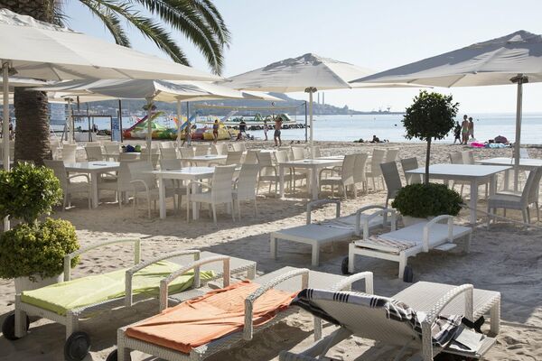 Alua Boccaccio - Alcudia, Majorca - On The Beach