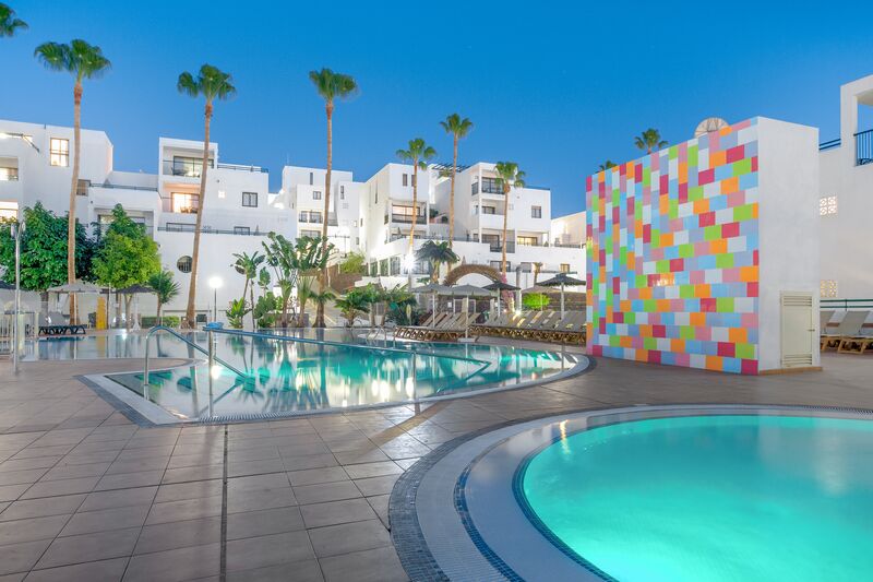 Sunset Bay Club - Costa Adeje, Tenerife - On The Beach