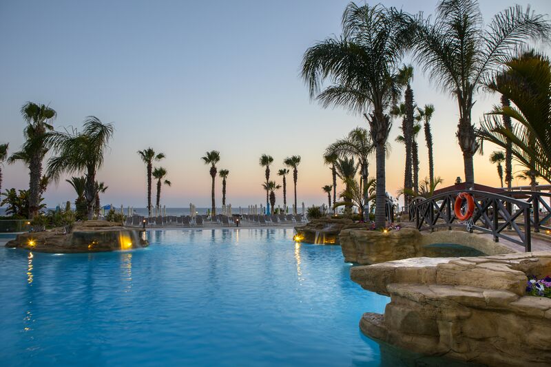 Leonardo Cypria Bay - Paphos - On The Beach