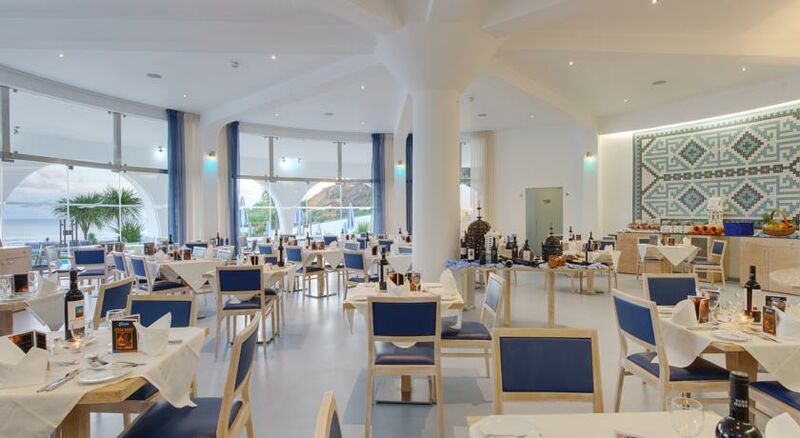 Grand Muthu Oura View Beach Club - Albufeira, Algarve - On The Beach