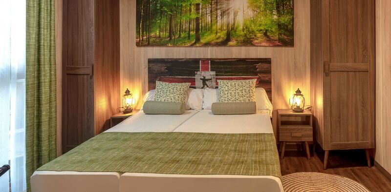 Magic Robin Hood - Albir, Costa Blanca - On The Beach