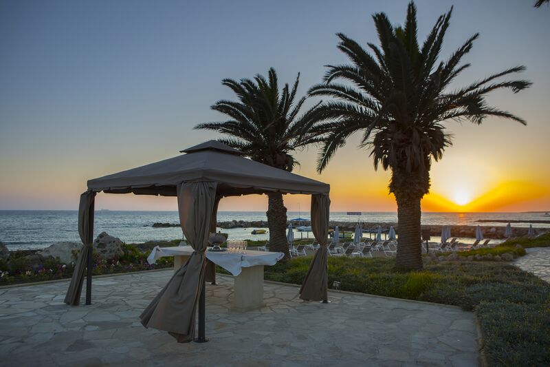 Leonardo Cypria Bay - Paphos - On The Beach