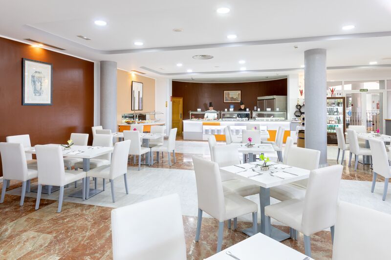 Hotel Chatur Playa Real Resort - Costa Adeje, Tenerife - On The Beach