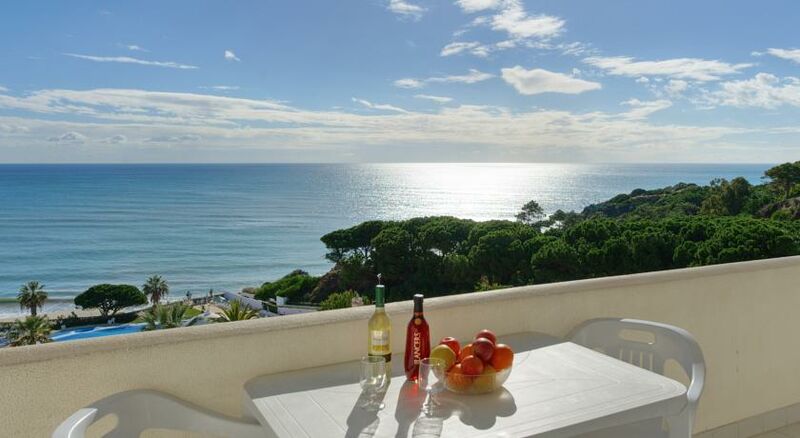 Grand Muthu Oura View Beach Club - Albufeira, Algarve - On The Beach