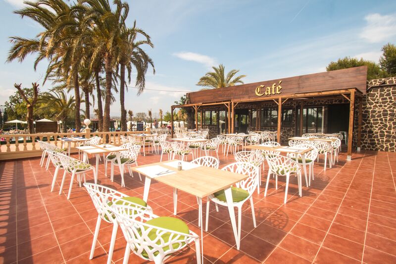 Magic Robin Hood - Albir, Costa Blanca - On The Beach