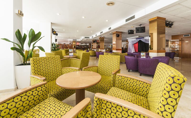 Globales Verdemar Apartments - Santa Ponsa, Majorca - On The Beach