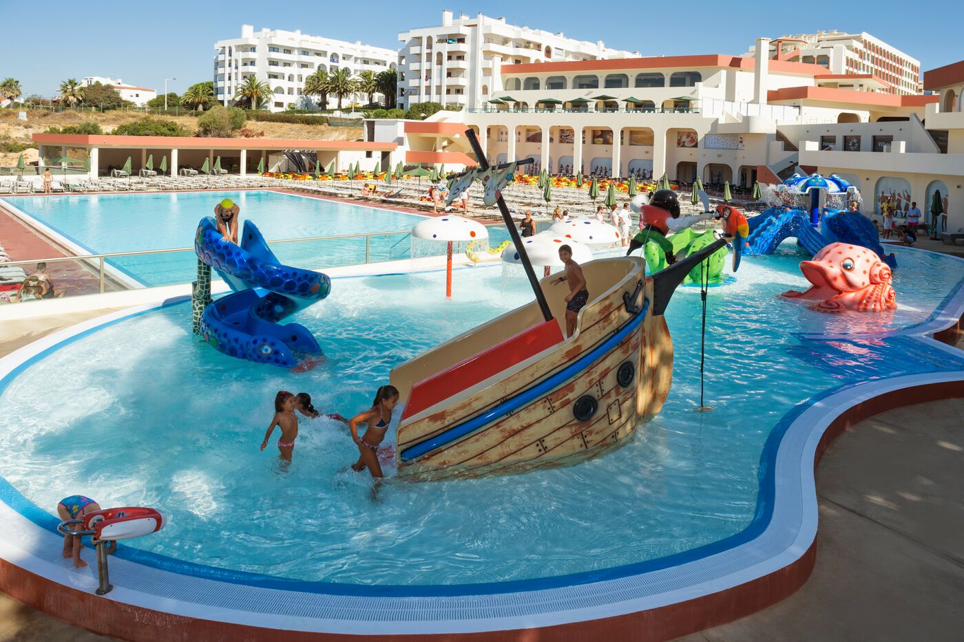 Portugal Holidays 2022 | On the Beach