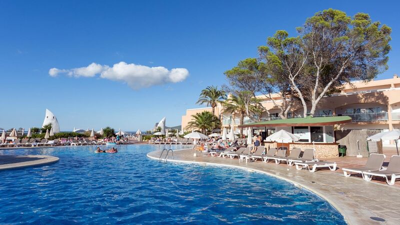 Sirenis Seaview Country Club - San Antonio Bay, Ibiza - On The Beach