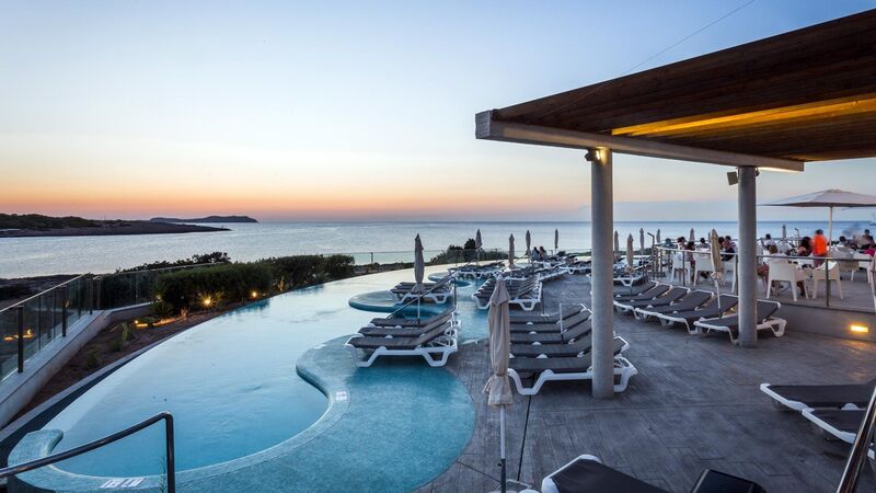 Sirenis Seaview Country Club - San Antonio Bay, Ibiza - On The Beach