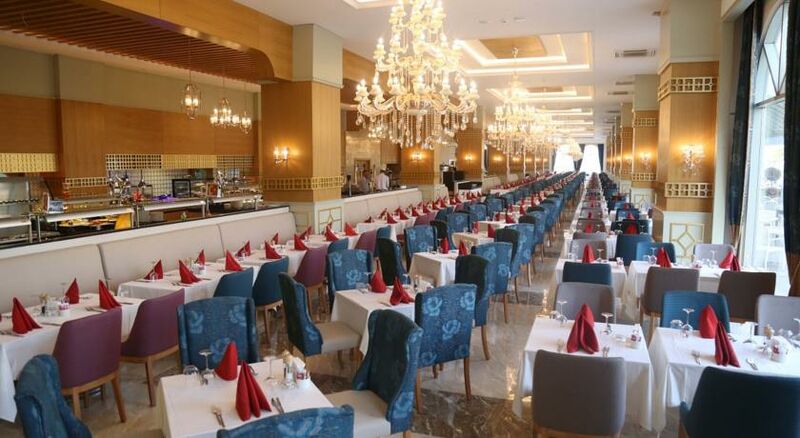 Jadore Deluxe Hotel & Spa - Side, Antalya - On The Beach