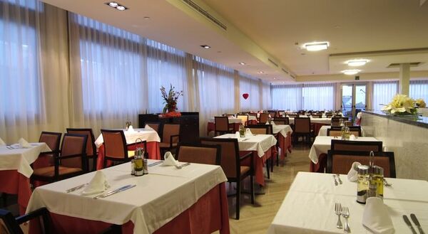 Sandos Monaco - Adults Recommended - Benidorm, Costa Blanca - On The Beach