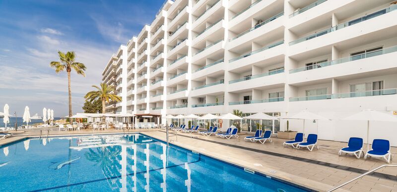 Globales Verdemar Apartments - Santa Ponsa, Majorca - On The Beach
