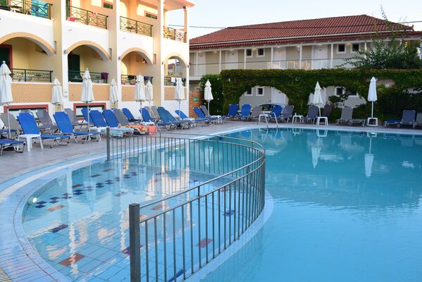 Club Zante Plaza - Laganas, Zante - On The Beach