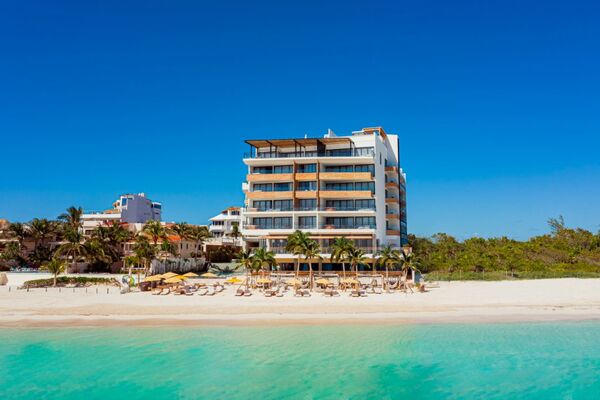 The Fives Oceanfront - Puerto Morelos, Riviera Maya - On The Beach
