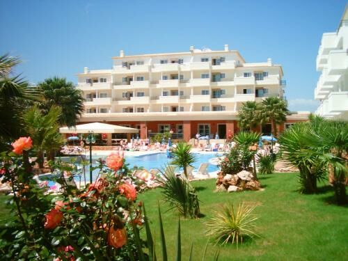 Hotel Globo - Portimao, Algarve - On The Beach