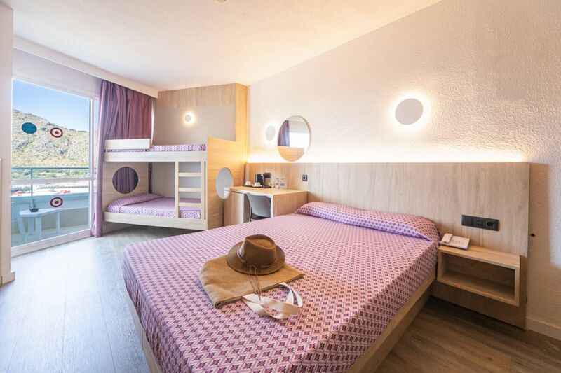 Club Mac Alcudia - Alcudia, Majorca - On The Beach