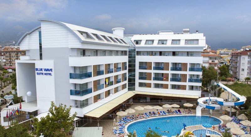 Blue Wave Suite Hotel - Alanya, Antalya - On The Beach