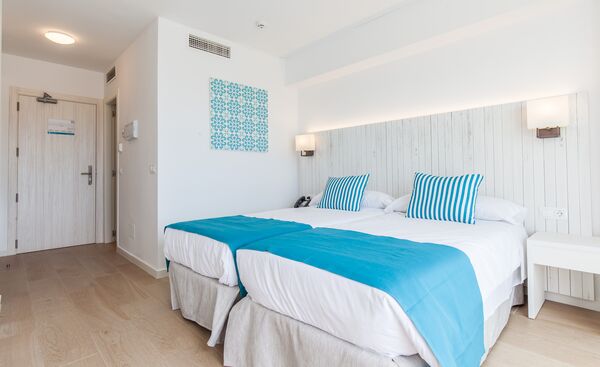 BLUESEA Gran Playa - Sa Coma, Majorca - On The Beach