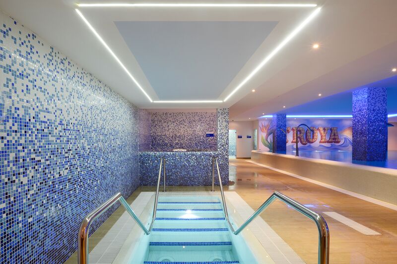 Alexandre Hotel Troya - Playa De Las Américas, Tenerife - On The Beach