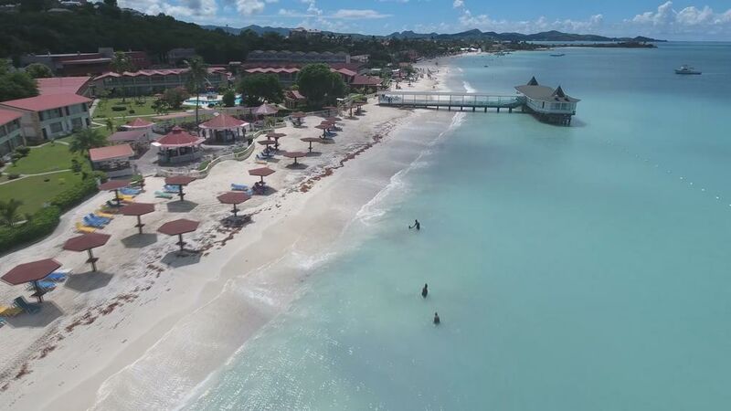 Halcyon Cove By Rex Resorts - Dickenson Bay, Antigua - On The Beach
