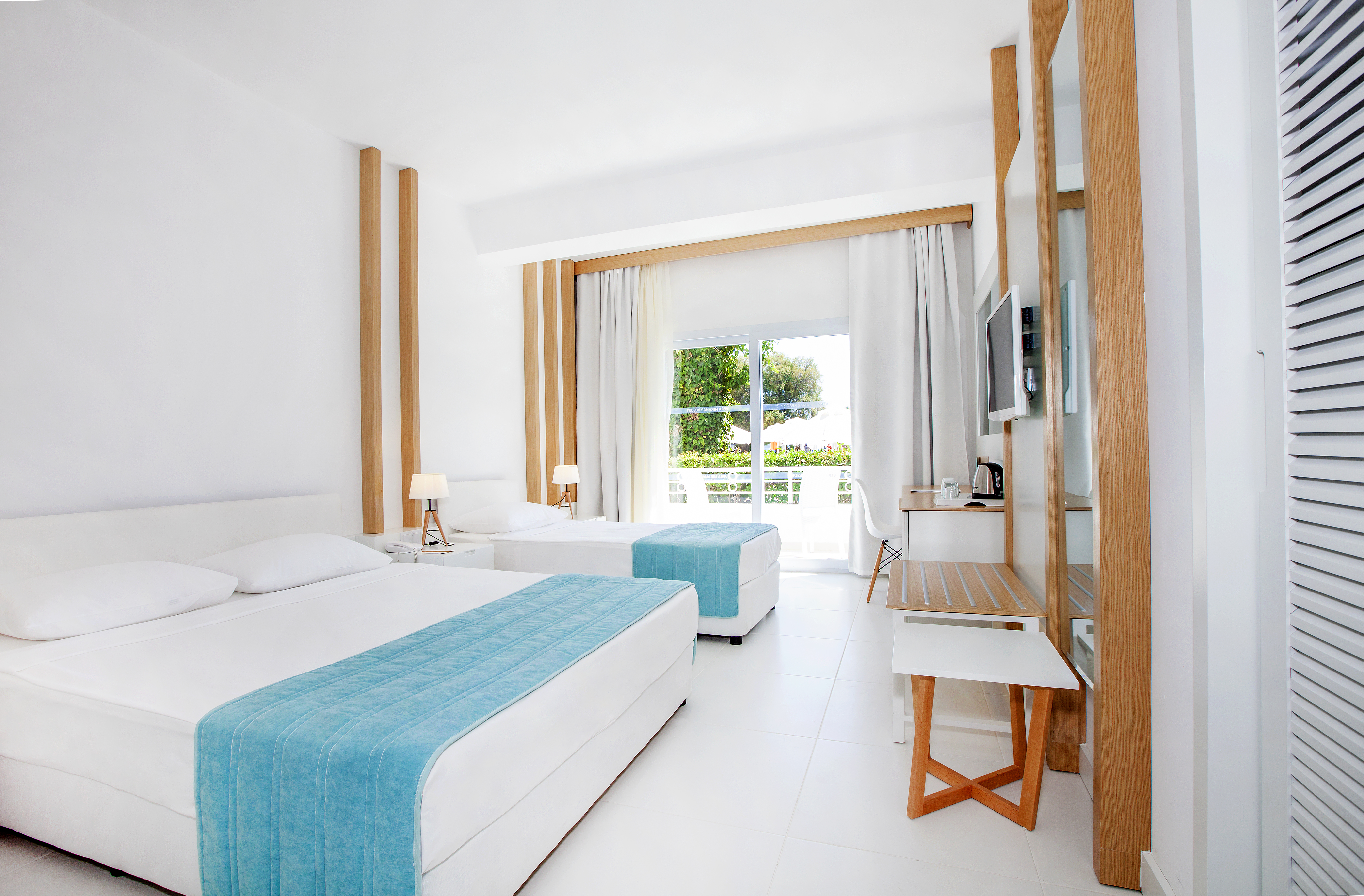 Labranda TMT Bodrum Resort - Bodrum - On The Beach