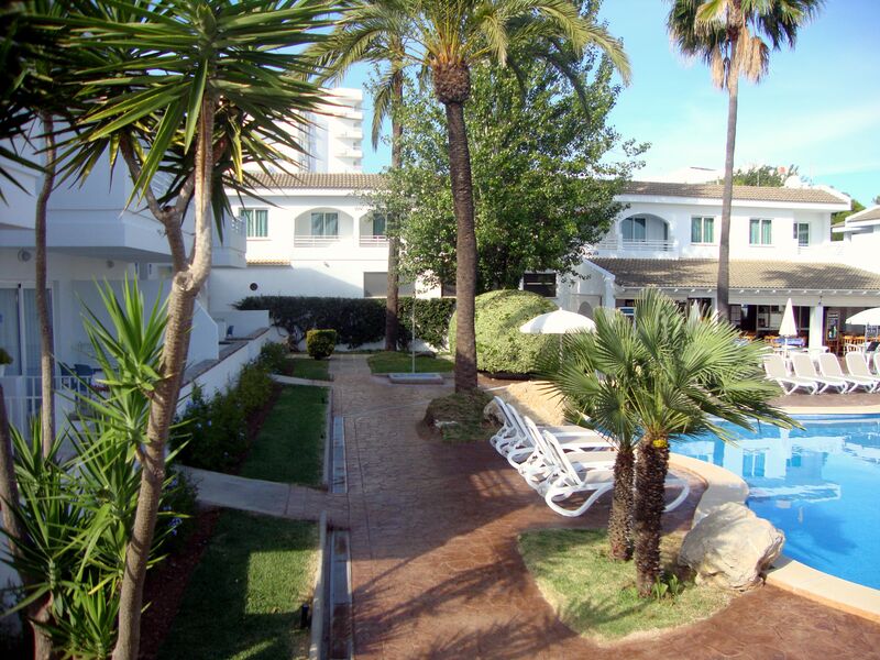 A10 Solecito Apartments - Alcudia, Majorca - On The Beach