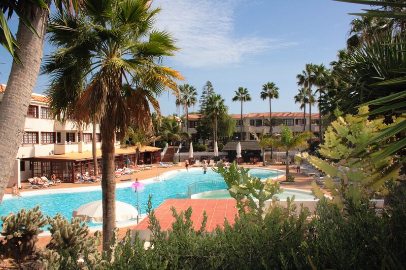Fuente Park Apartments - Corralejo, Fuerteventura - On The Beach